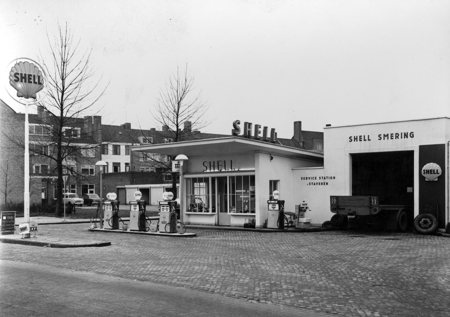 Van Staveren Shell tankstation - Van Staveren