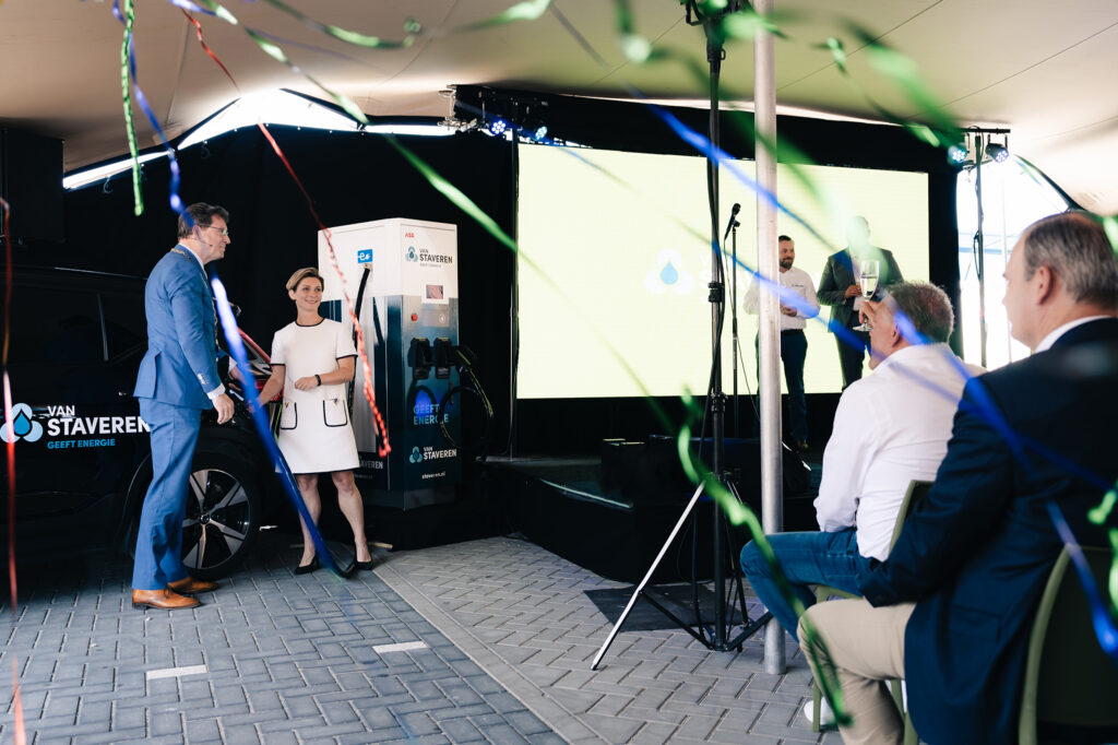 Feestelijke opening en lancering - Van Staveren